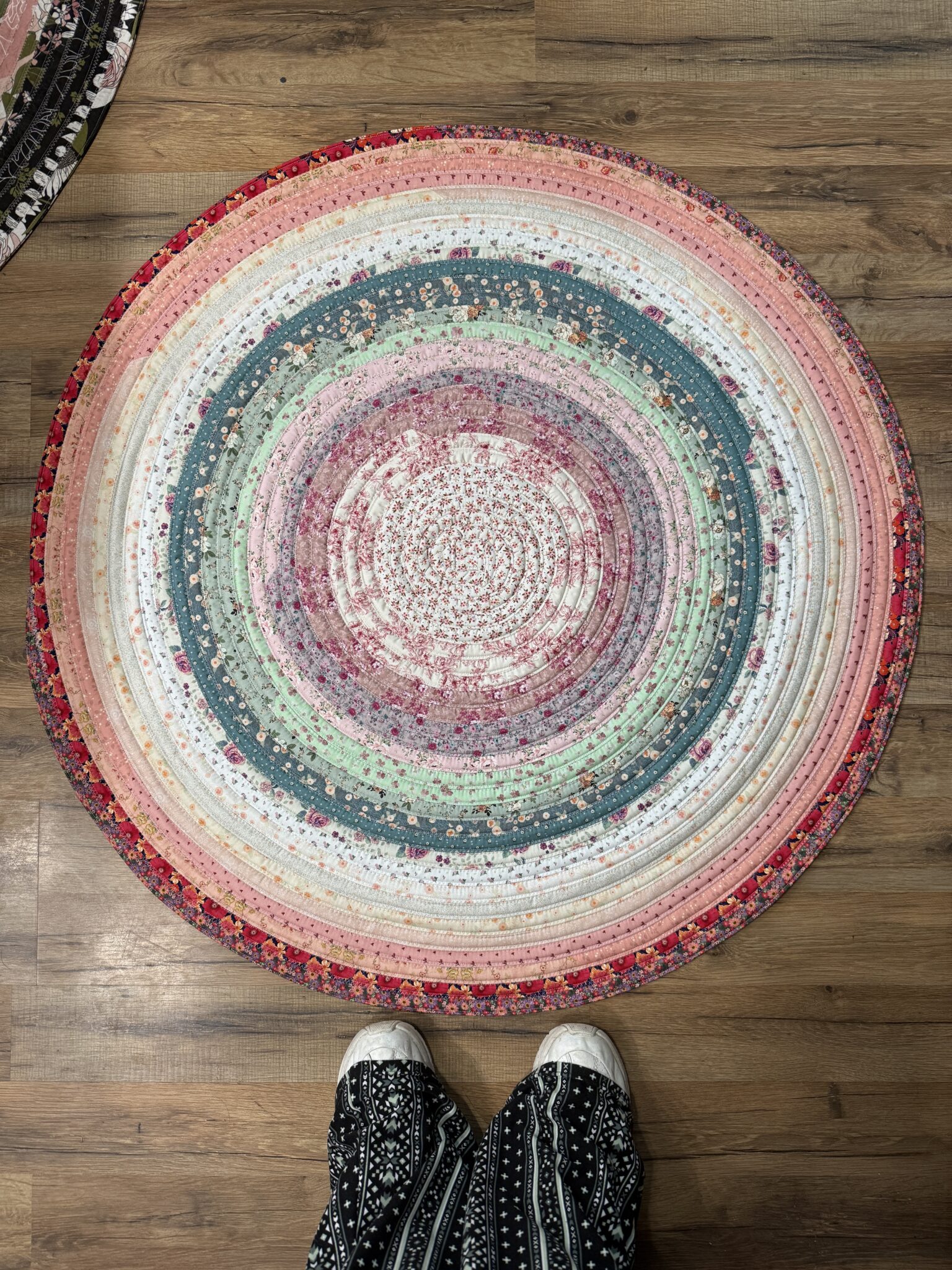 Printable Tutorial on Round Fabric Rug - Kristy's Handmade Creations